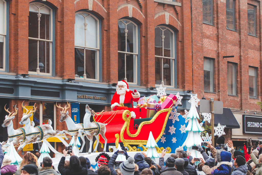 From a Local: How to Celebrate Christmas in Canada [2026]